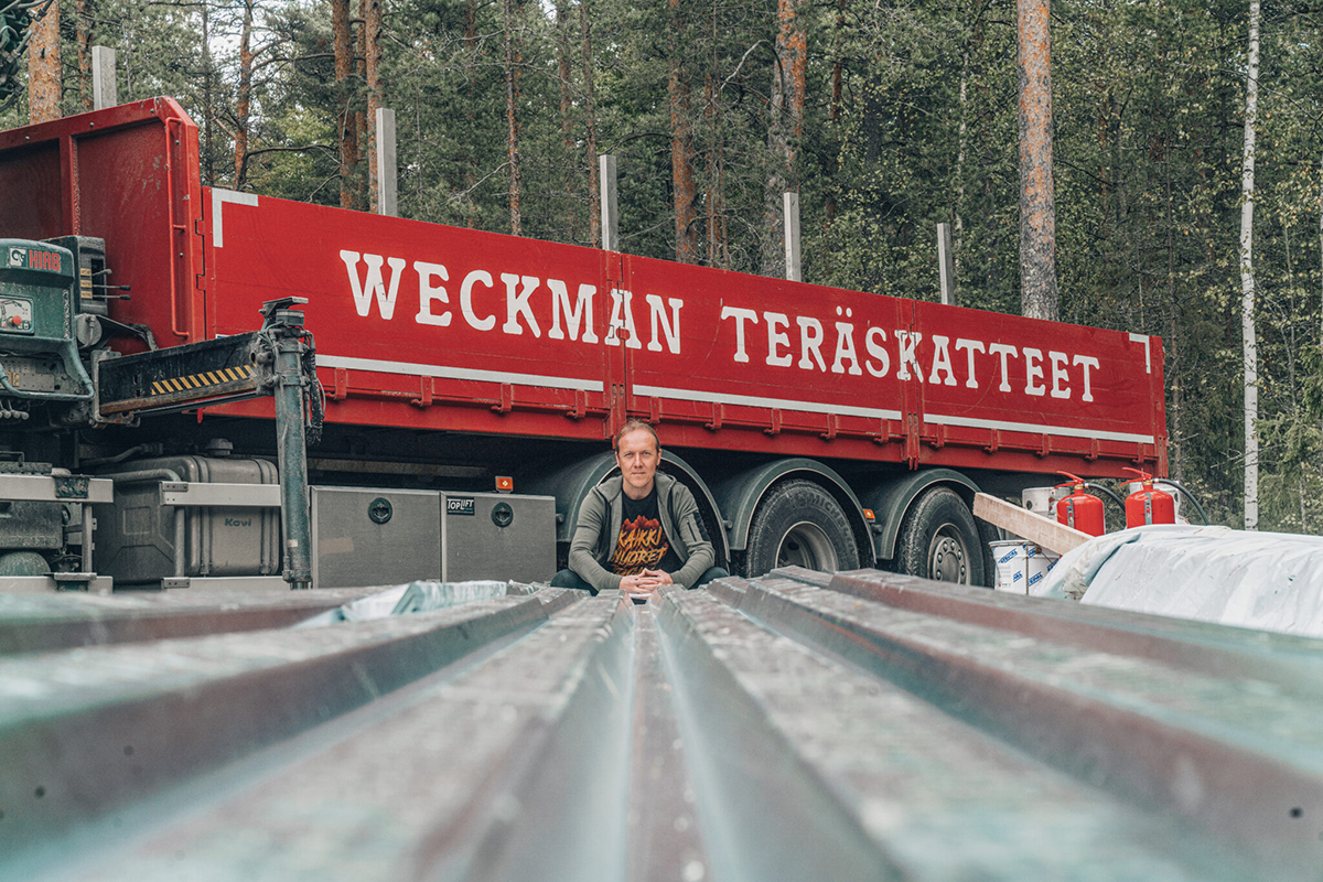 Weckman peltikatot, kattoremontit, hallit, traktorin peräkärryt - Weckman
