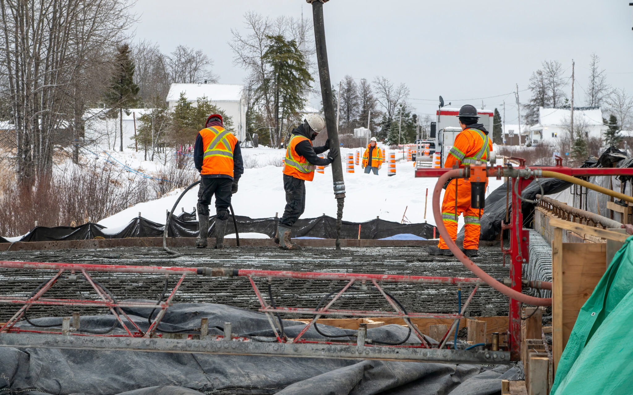 Weckman peltikatot, kattoremontit, hallit, traktorin peräkärryt - Weckman